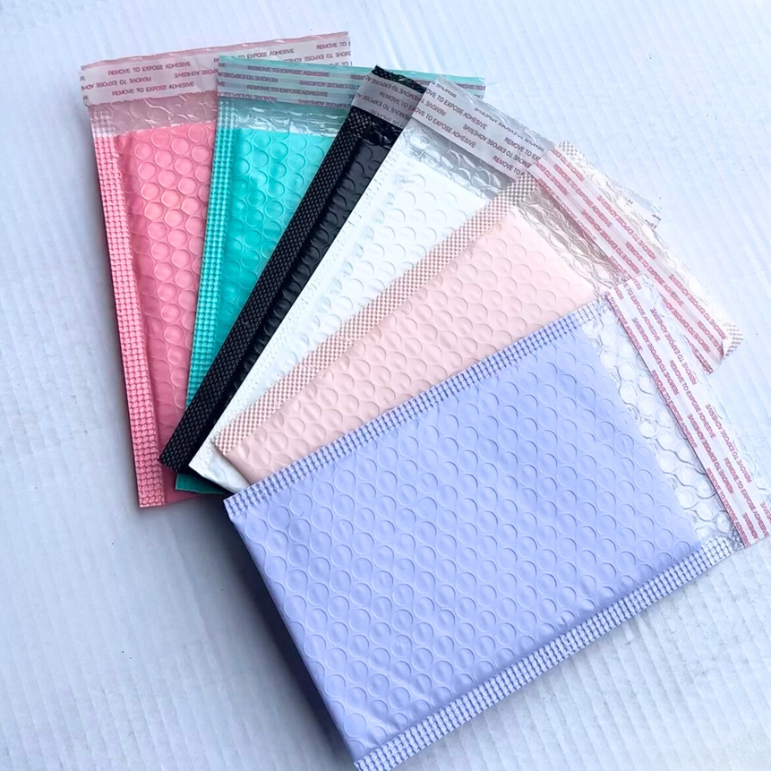 Coloured Bubble Envelope Pouches (2 Sizes) – Happy Pack